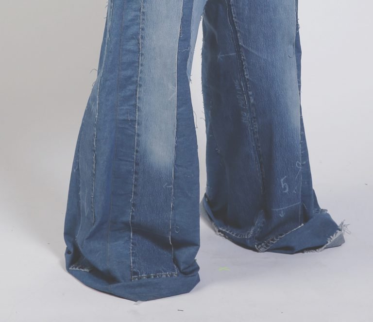 Hendrickje Schimmel: Archiving decaying clothes