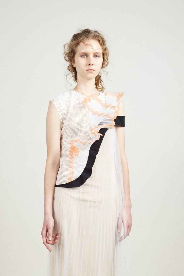 Noa Raviv: Humanising computer-led fashion design - 1 Granary