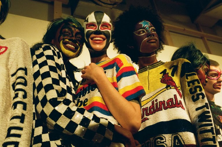 Hendrickje Schimmel: Archiving decaying clothes