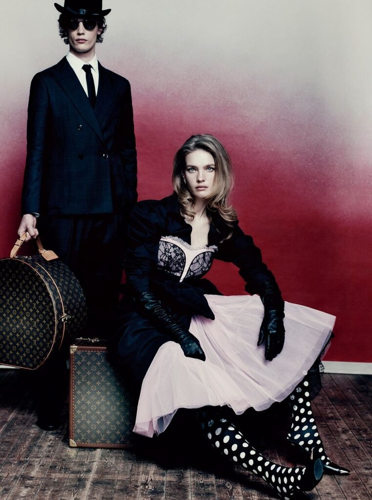 Set designer Ibby Njoya reminds us that nobody can succeed alone - 1 ...