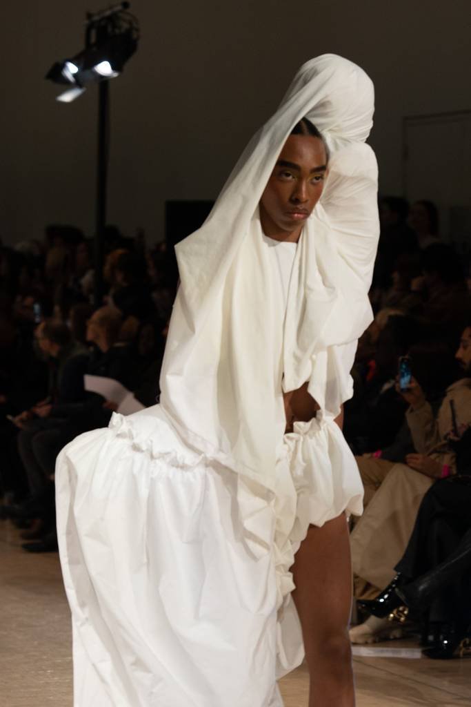 THE CSM WHITE SHOW 2022: WELCOME TO THE PLAYGROUND - 1 Granary