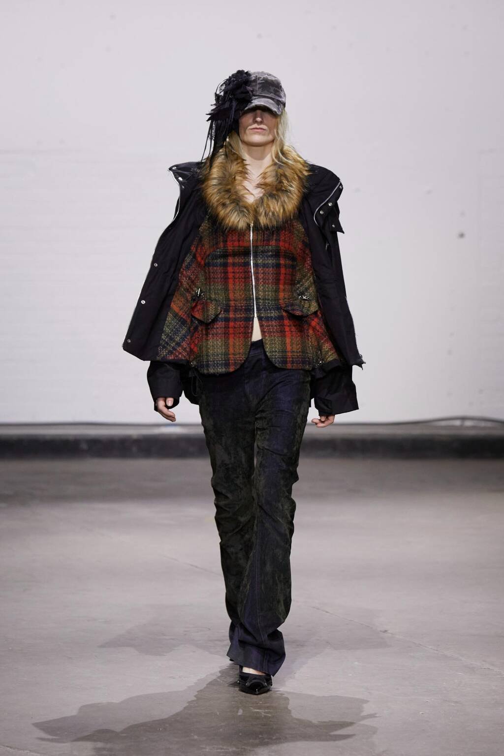 CSM MA FASHION 2025: New Slot, New Attitude - 1 Granary